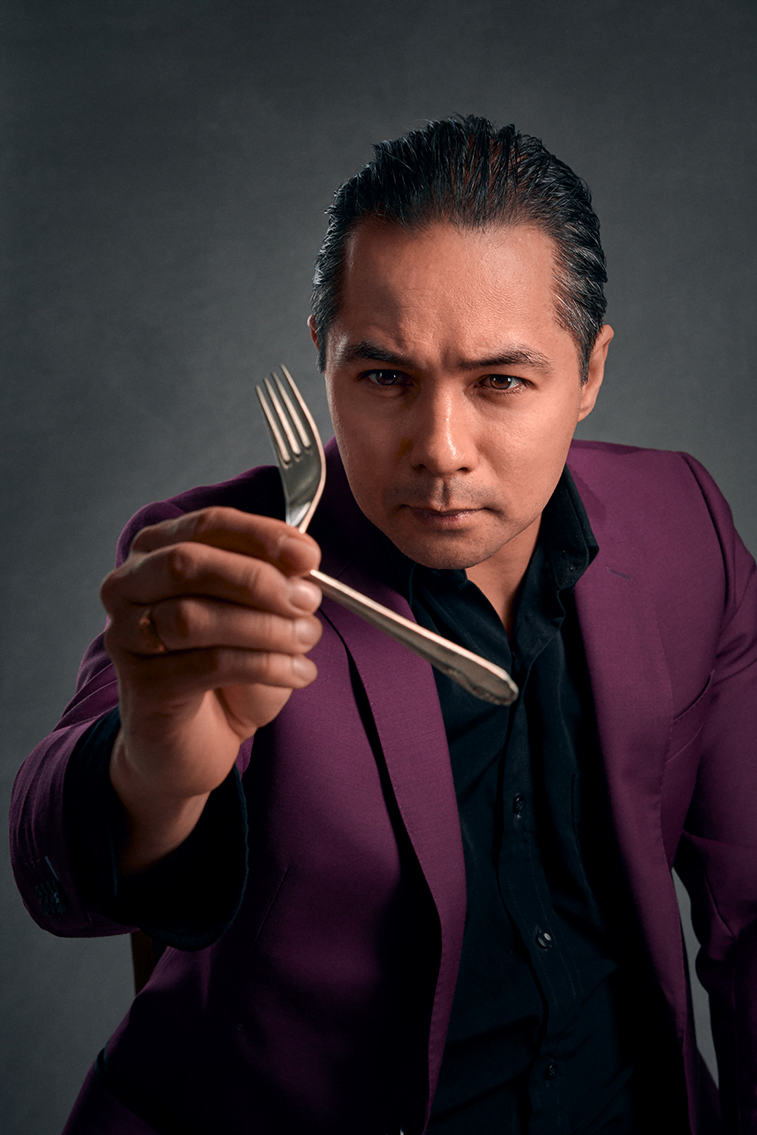 Magisk Underholdning til Firmafest med Sunny Cagara | Book her